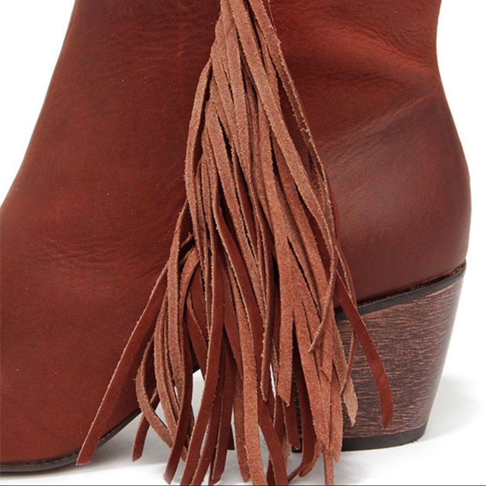 Matisse Shields Brick Leather Fringe Booties, Size 6m - Gem